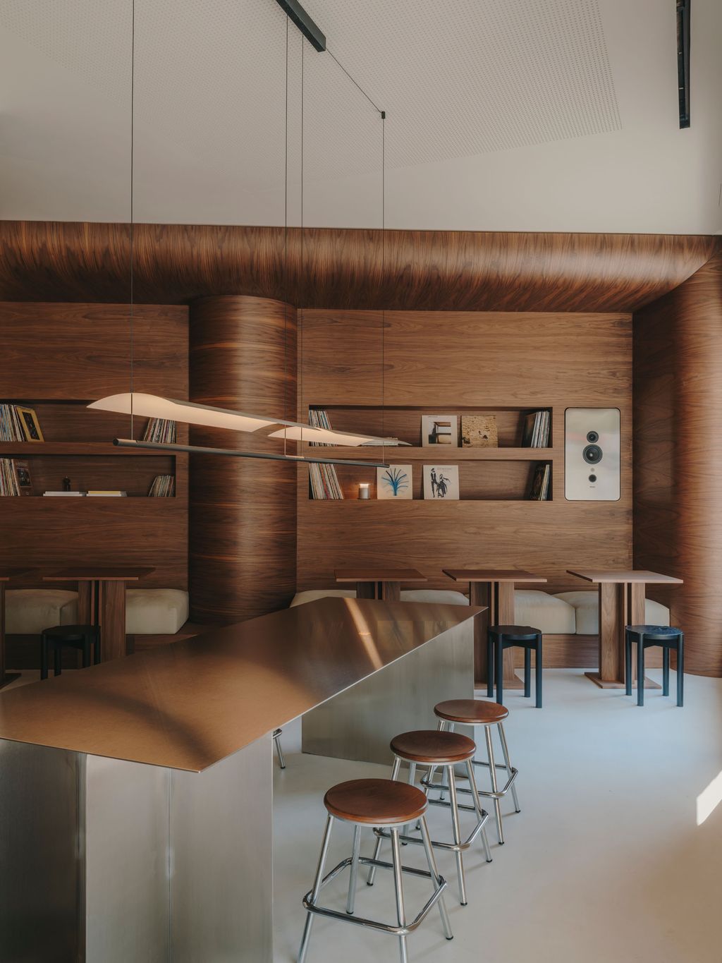 Jaç Hi-Fi Café Barcelona brings Japanese listening culture to the city ...