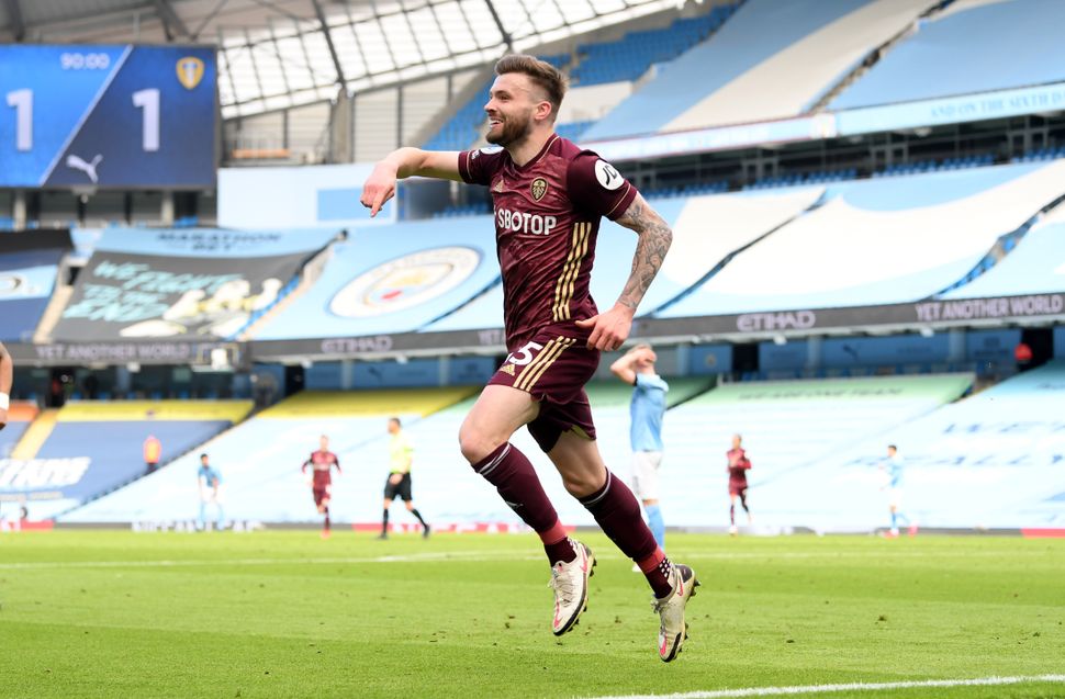 Stuart Dallas hits last-minute winner as 10-man Leeds shock Manchester ...
