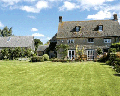 17th century farmhouse in Fritwell, Oxfordshire | Country Life