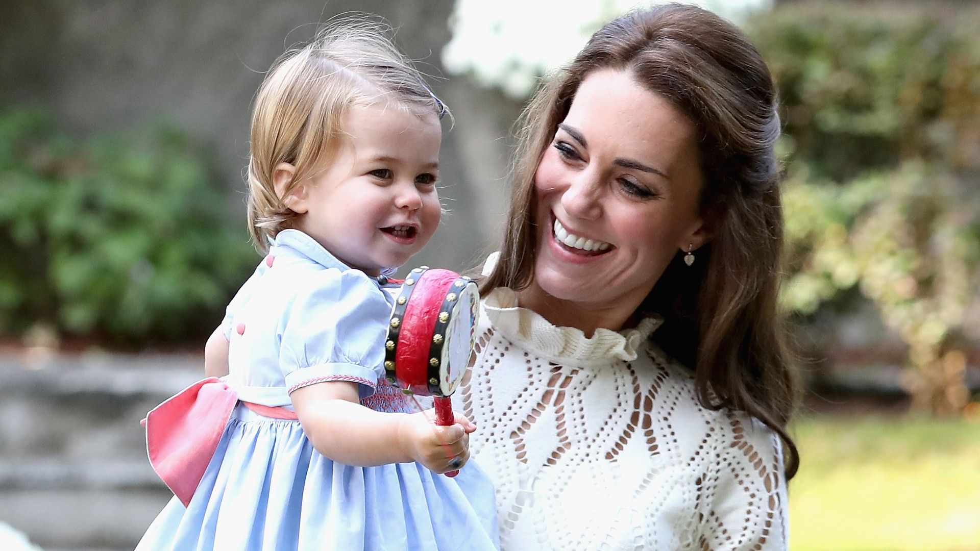 32 sweet pictures of William and Kate with their children | Woman & Home