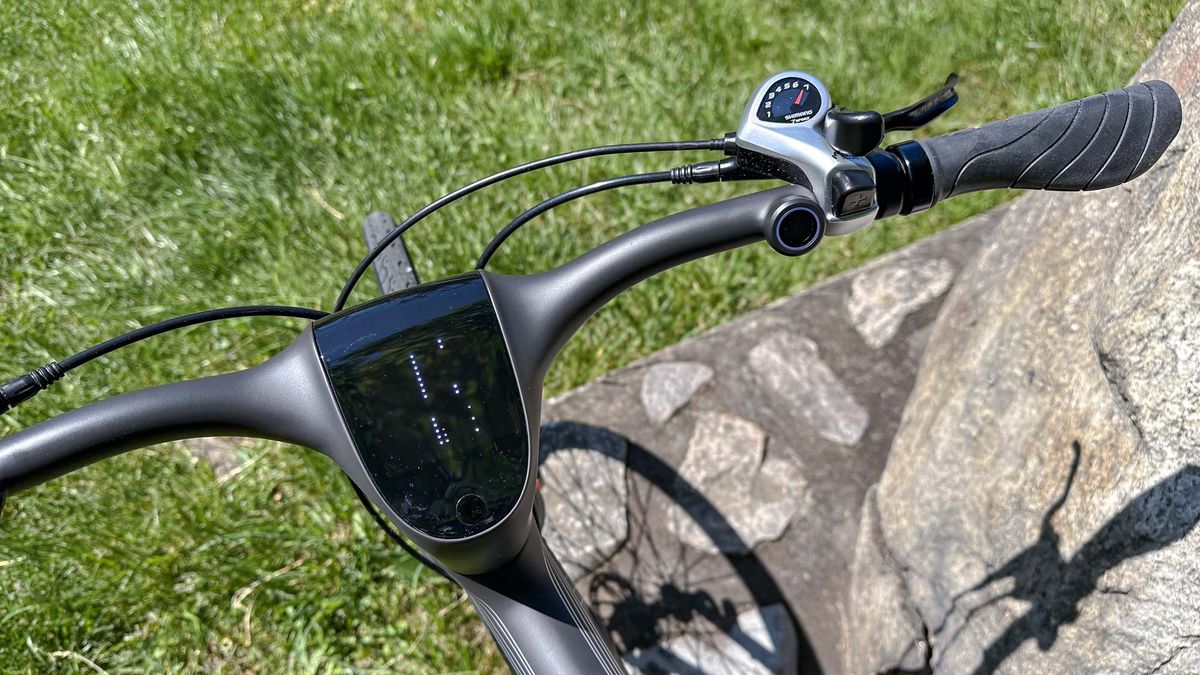 Urtopia Carbon 1S review: The most high-tech ebike around | Tom's Guide