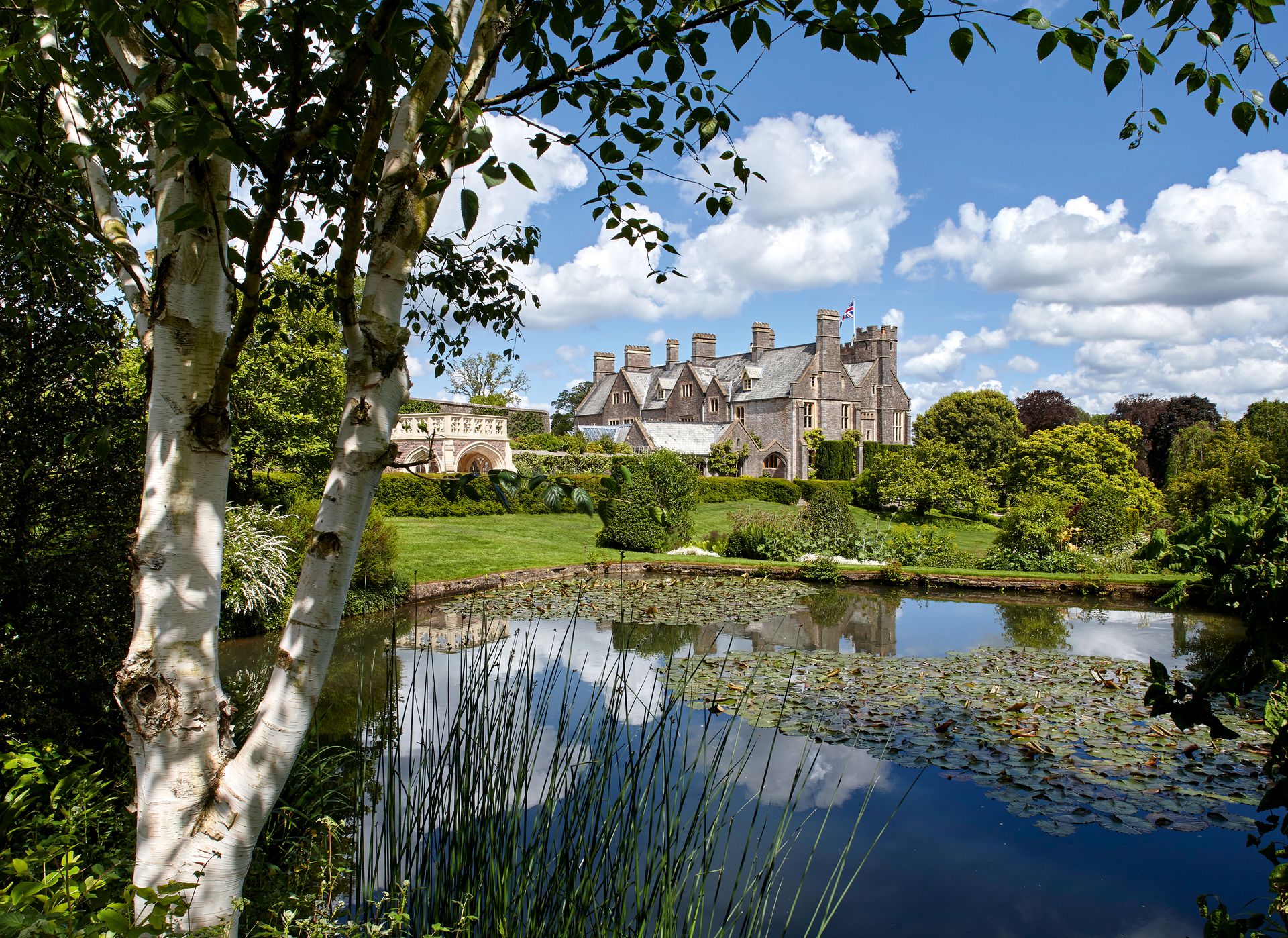 Colebrook House: The serene English country garden with a touch of ...