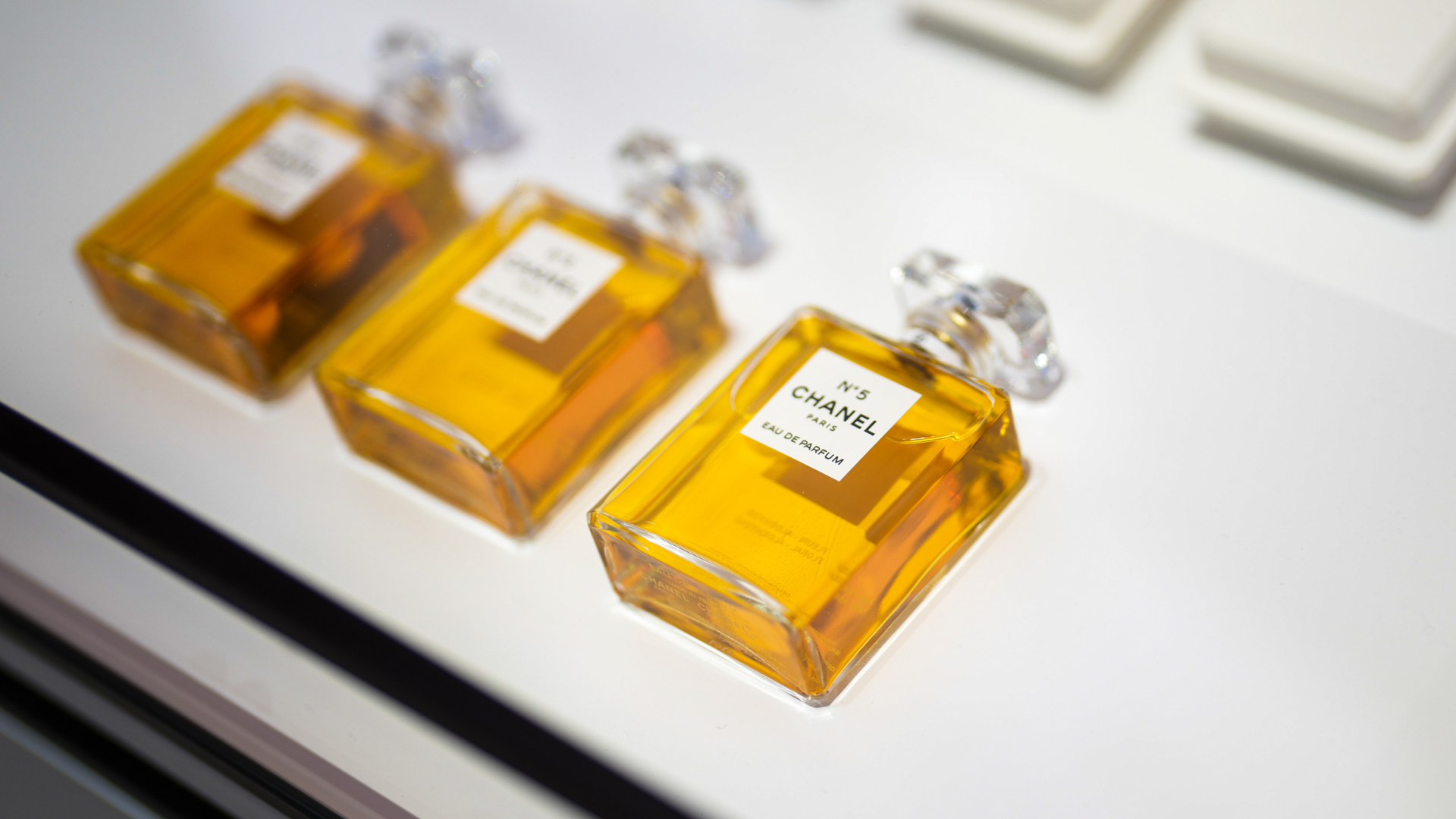 15 High Fashion Perfumes That Smell Really Unique | Marie Claire UK