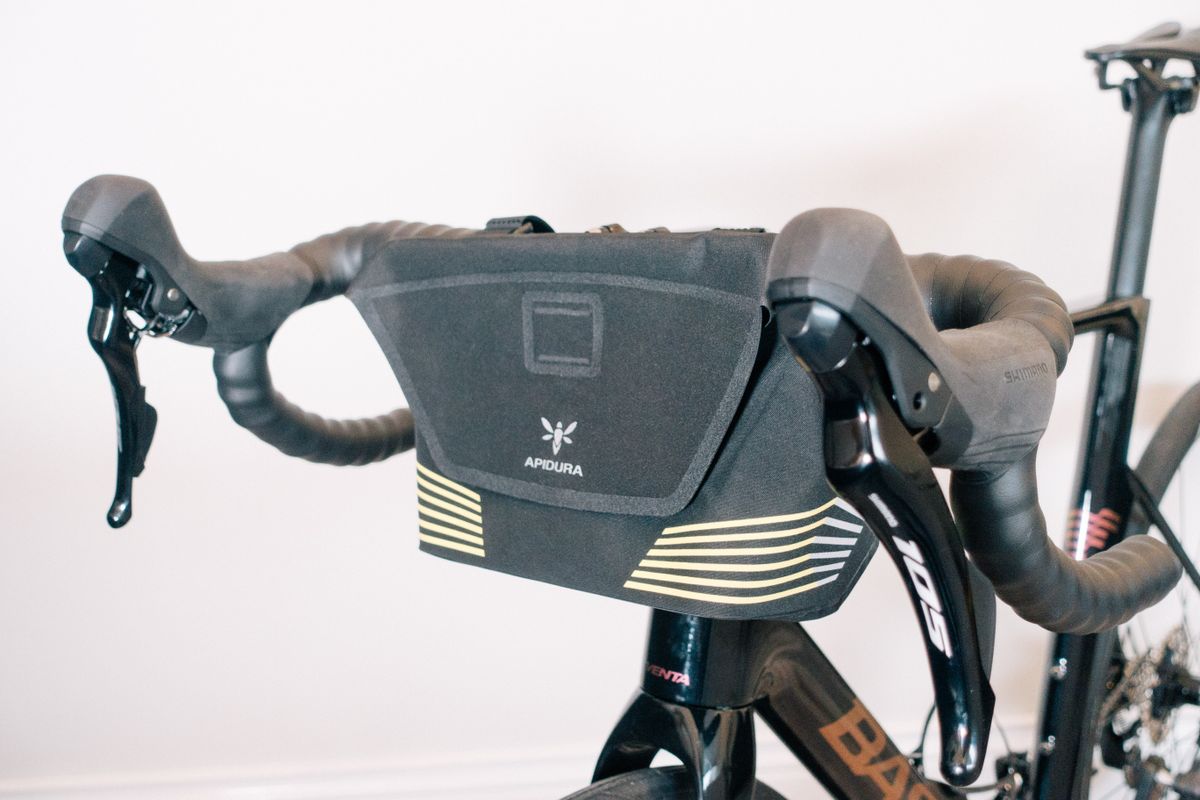 Best bike bar bags: Nine of the best options for packing your snacks ...