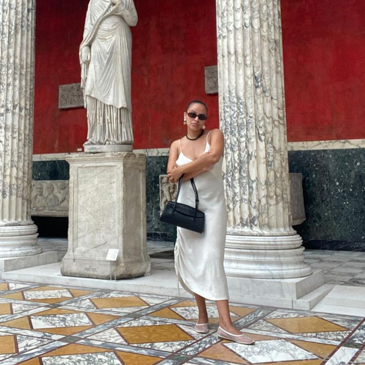 10 Outfits to Wear for a Day at the Museum | Who What Wear