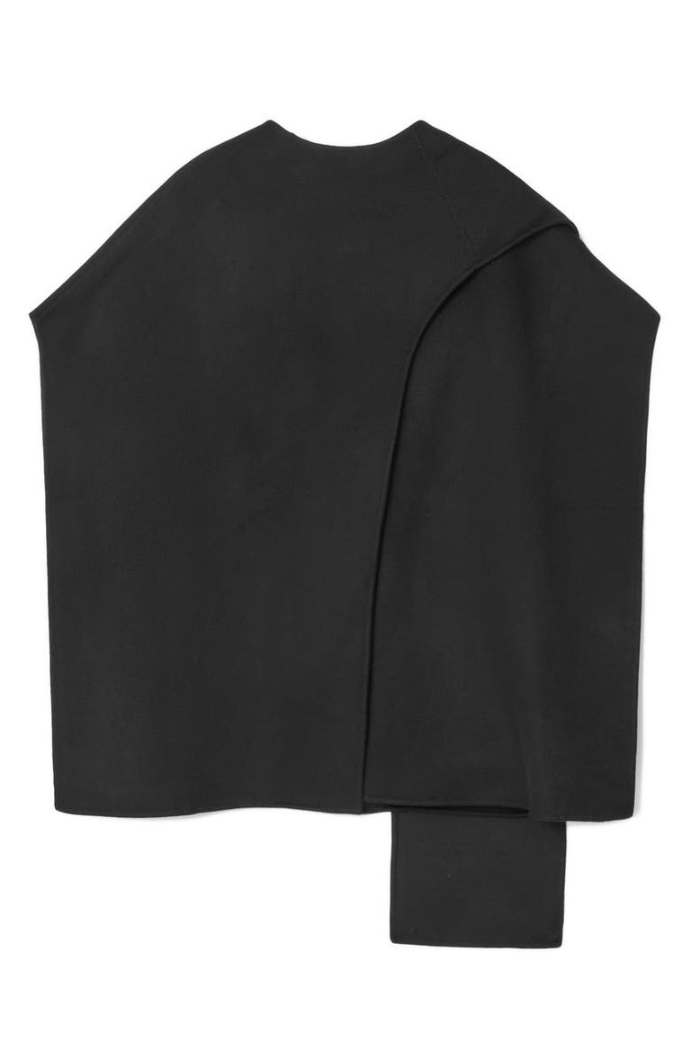 Statement Capes Will Be One of 2025’s Biggest Fashion Trends | Marie Claire