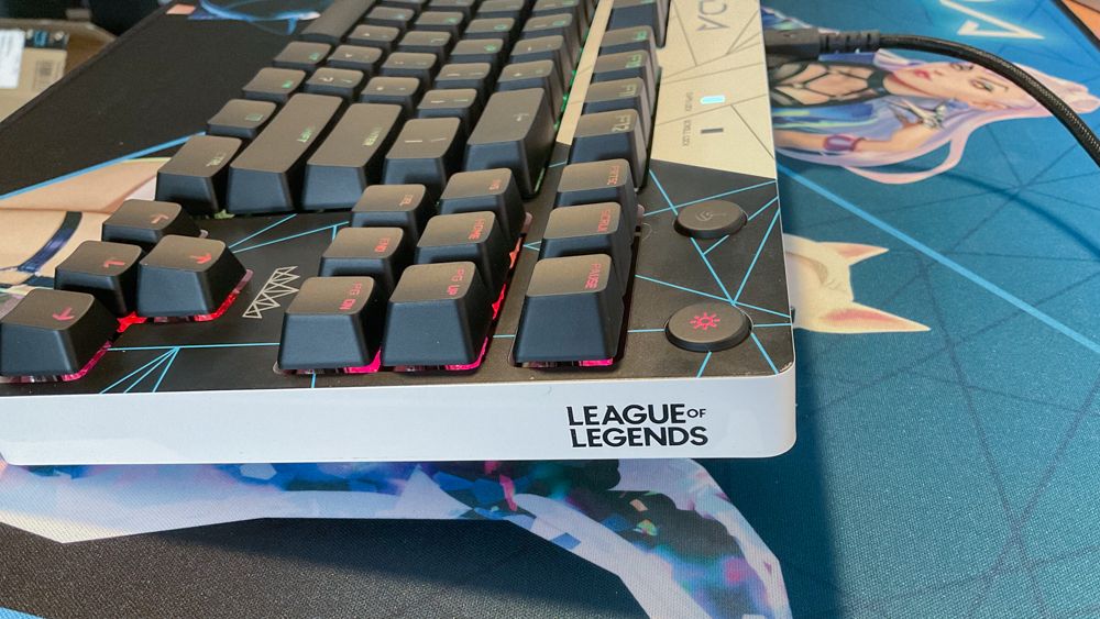 Logitech G Pro K/DA keyboard review: K-pop and LoL unite | Laptop Mag