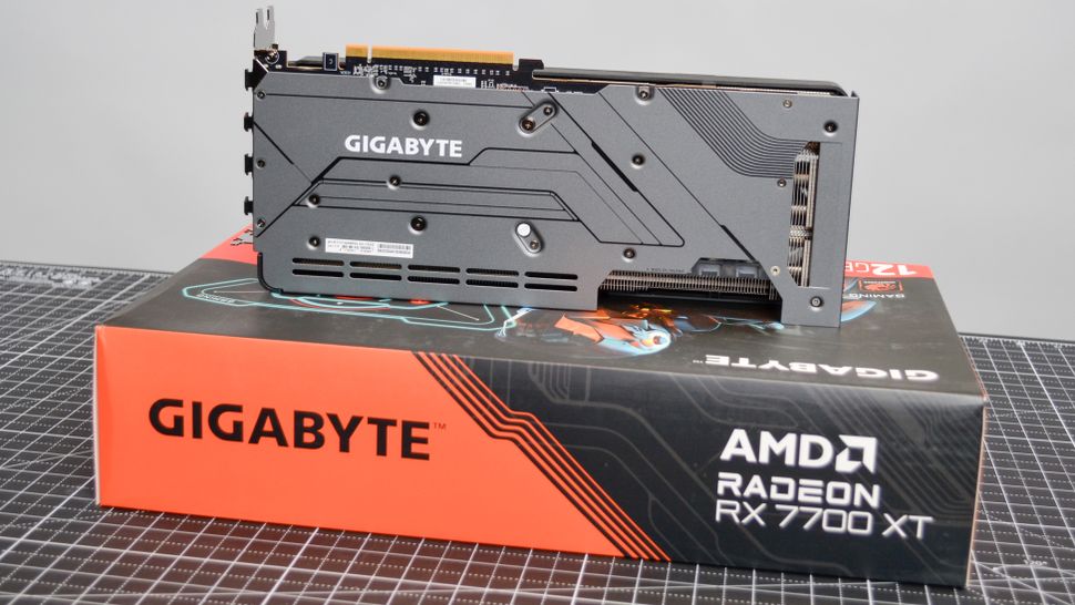 Gigabyte Radeon RX 7700 XT Gaming OC review: great performance for the ...