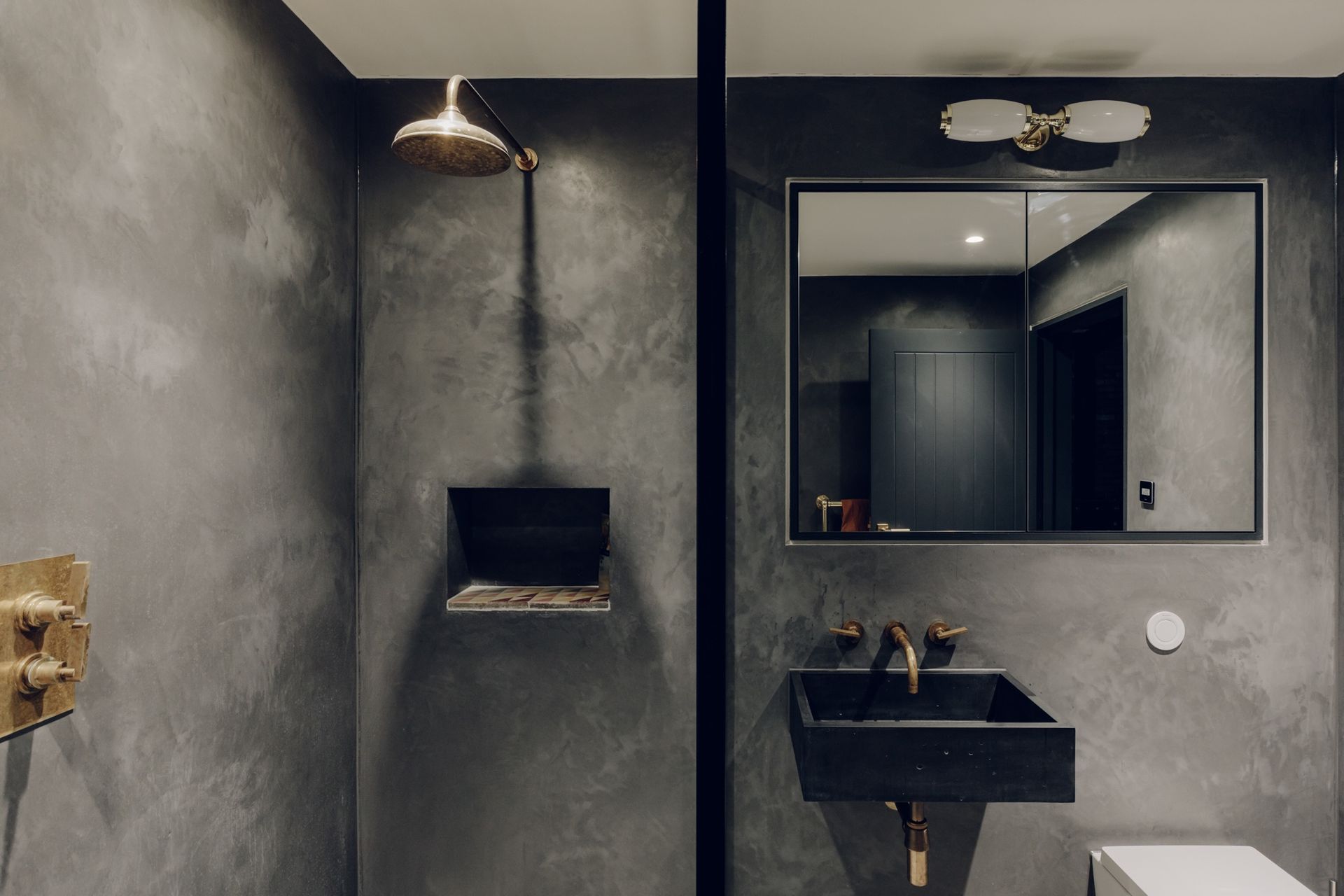 This stylish former London coach house has been designed with wellbeing ...