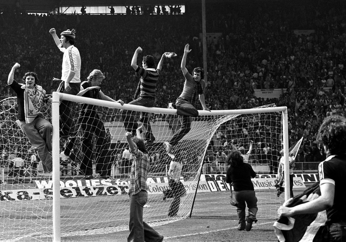The Auld Enemy: Six classic encounters between England and Scotland ...