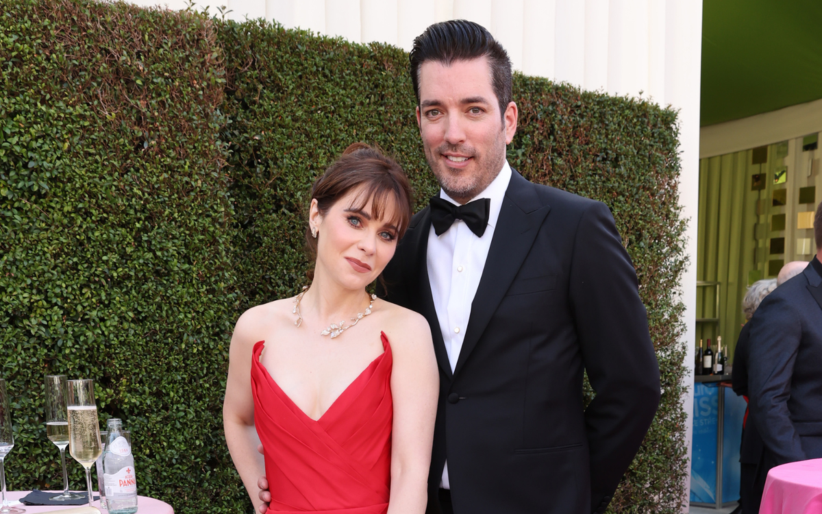 Inside Jonathan Scott and Zooey Deschanel's maximalist yard | Homes and ...