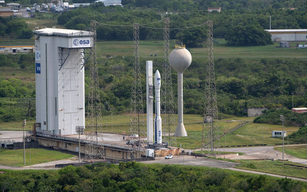 In Photos: Vega Rocket Launches 'Aeolus' Wind-Mapping Satellite: Page 3 ...