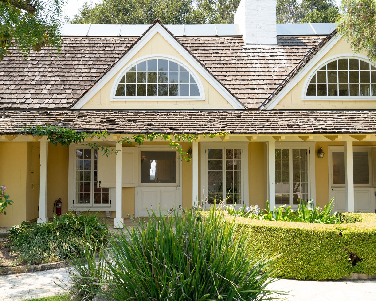 Movie icon Doris Day’s house in California is for sale for $7.4 million ...