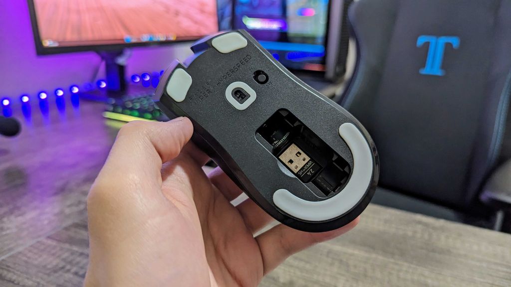 Razer Viper V3 HyperSpeed review: An affordable gaming mouse that ...