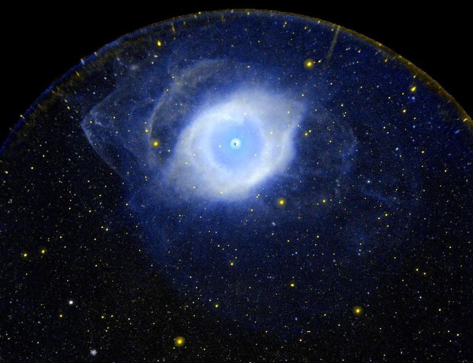 Astronomers Just Found Evidence of the Universe's Very First Molecular ...