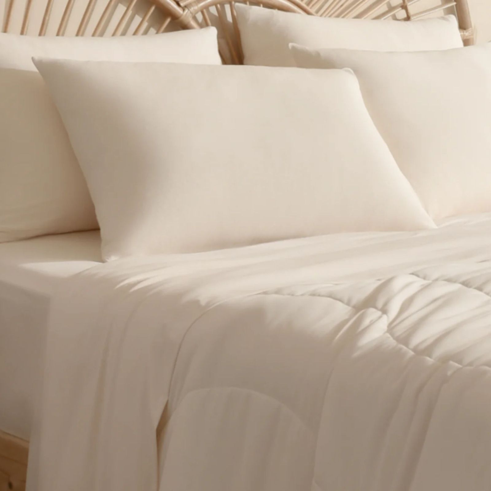 Drew Barrymore's bedding picks promote a good night's sleep | Homes and ...