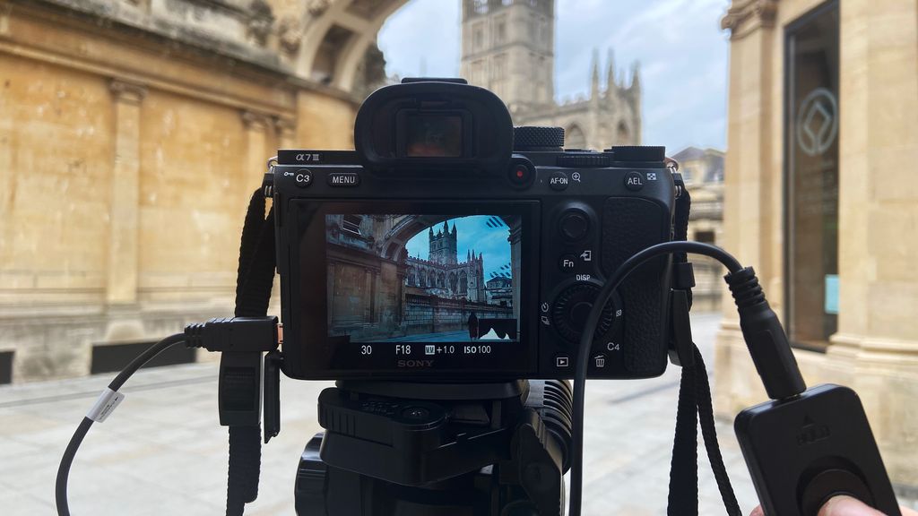 Street photography: how to remove distracting elements with long ...