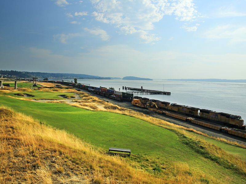 Chambers Bay hole-by-hole guide: hole 17 | Golf Monthly