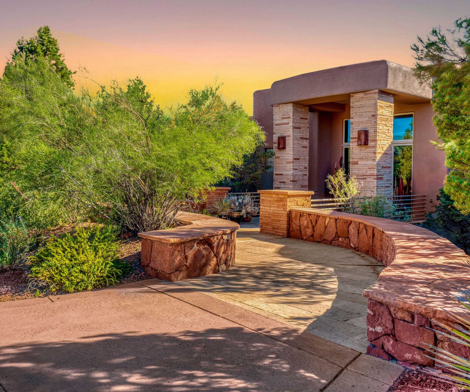 Front yard privacy ideas: 10 stylish screening methods | Homes and Gardens