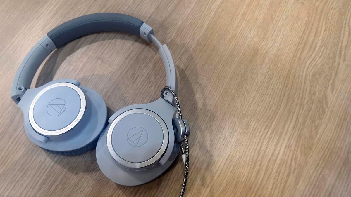 Hands on: Audio-Technica ATH-SR30BT review | TechRadar