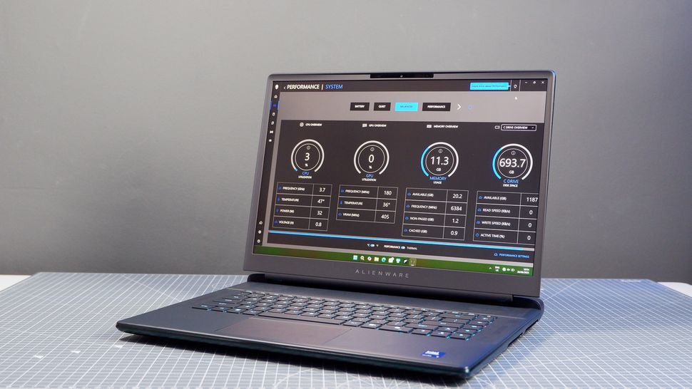 5 essential things to know before buying your first Alienware laptop ...