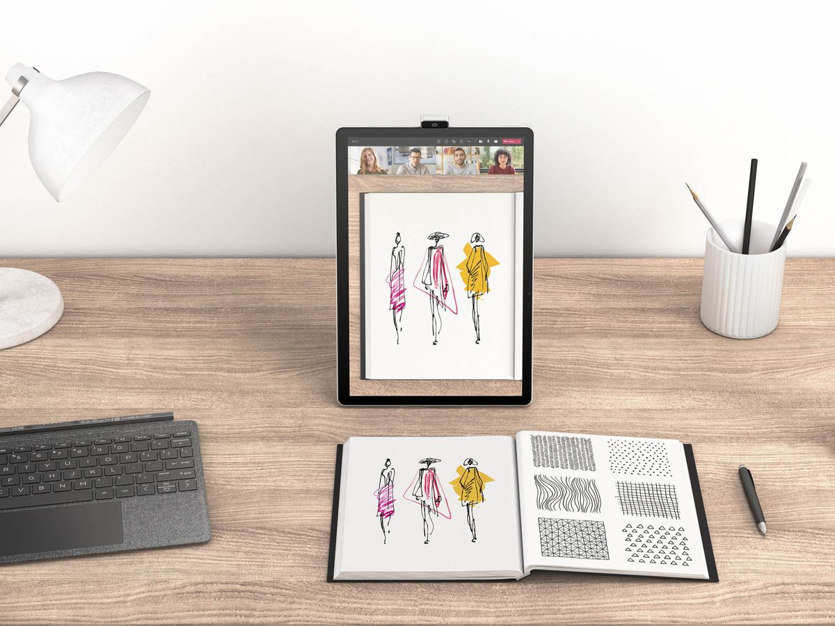 The new HP 11-inch Tablet PC goes vertical and has a massive 13MP flip ...