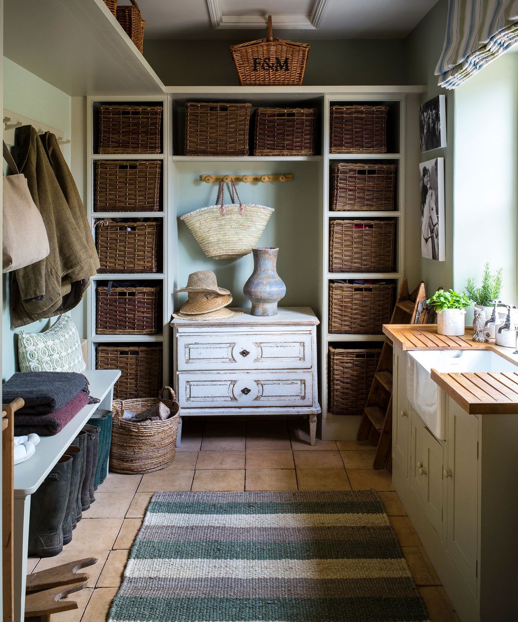 7 laundry room organizing mistakes to avoid at all costs | Homes and ...