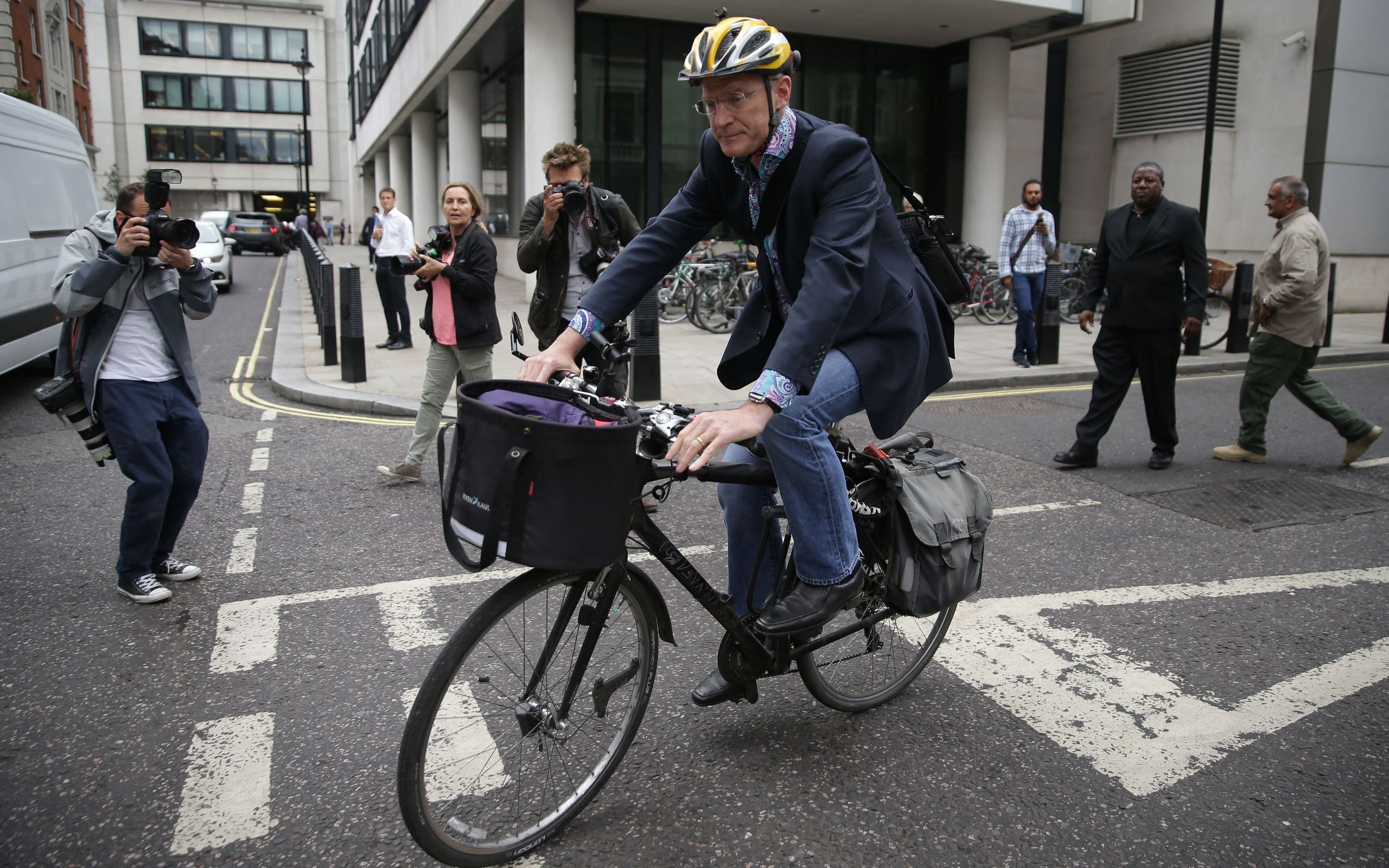 'The trolling just got too bad' - Jeremy Vine to stop cycling videos ...