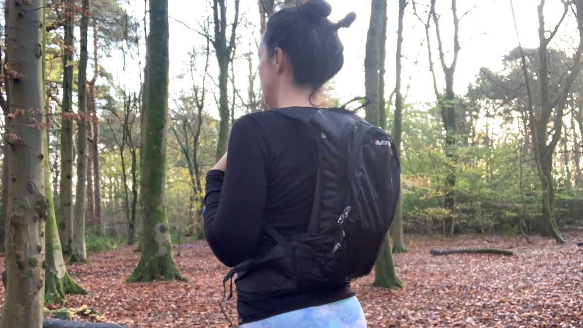 Vango Swift 10 hydration pack review: no-bounce storage for long trail ...