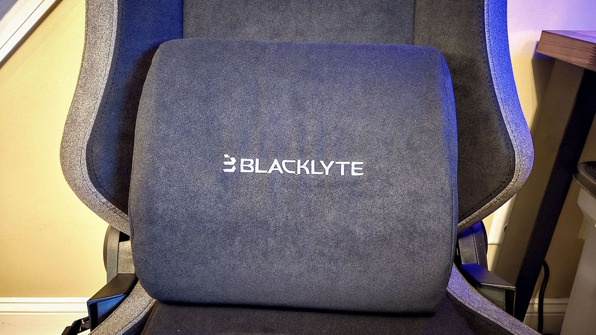 Blacklyte Athena review | Tom's Guide
