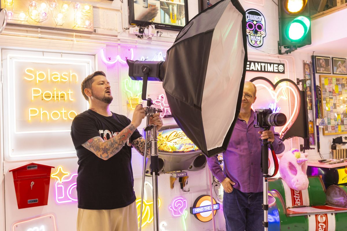 10 pro photo tips for incredible portraits in a simple home studio ...