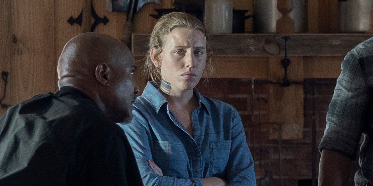 The Walking Deads Laura Actress Reveals Wild Sex Scene That Never Aired On Tv Cinemablend