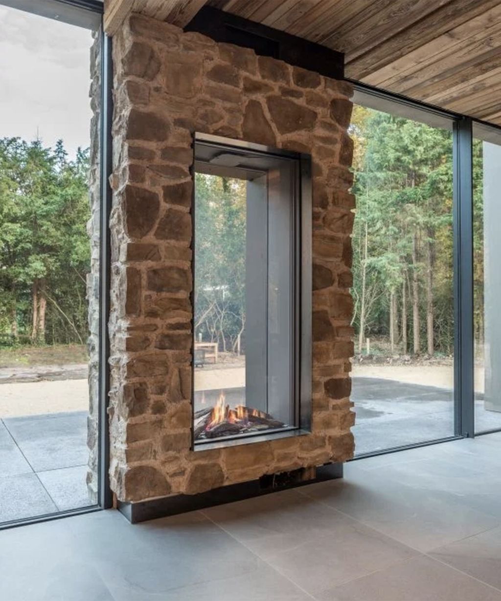 8 outdoor fireplace ideas for your garden | Homebuilding
