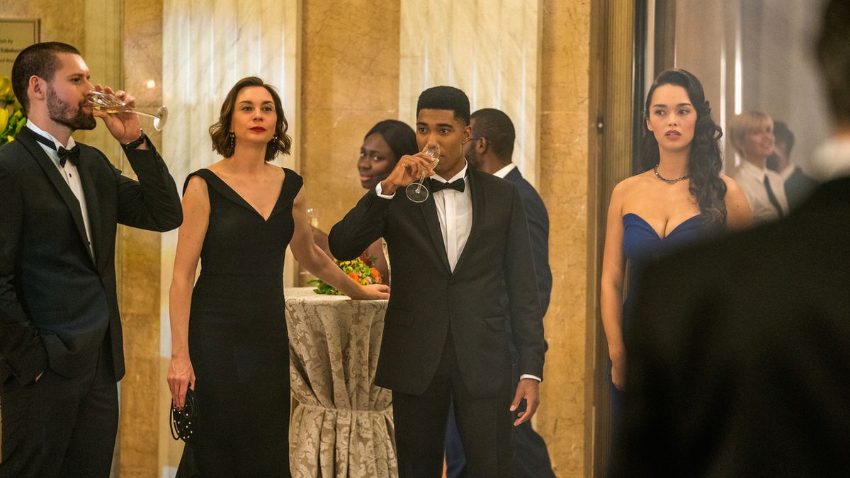 FBI: International's Fly Team Goes Formal In High-Stakes New Mission ...