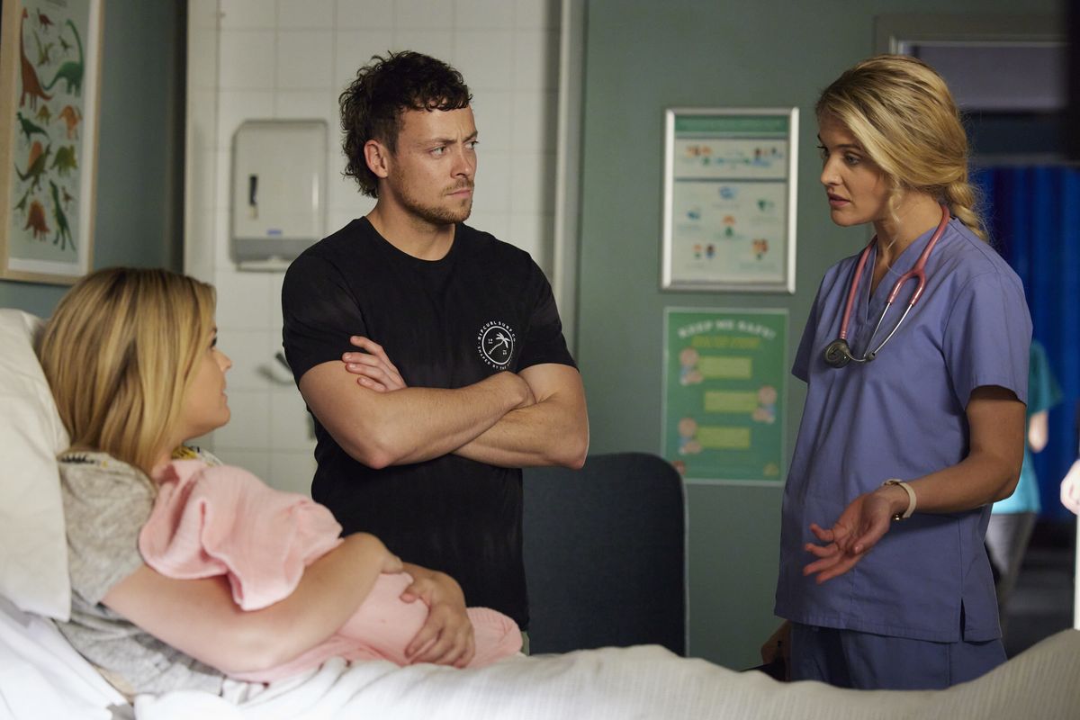 Home and Away spoilers: What is wrong with baby Izzy? | What to Watch