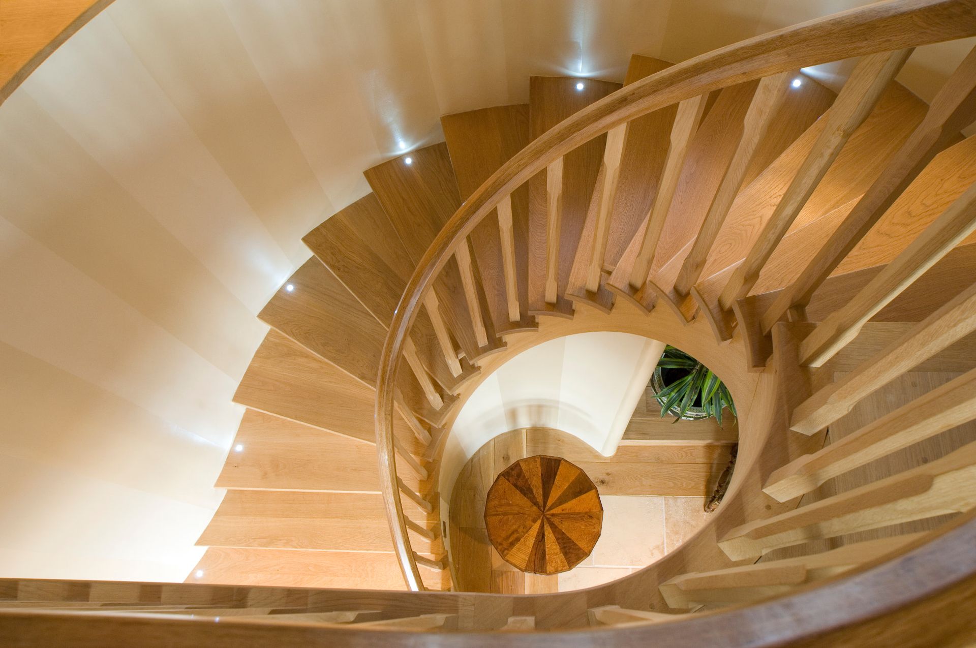 Sanding stairs: Transform your staircase with our expert's step-by-step ...