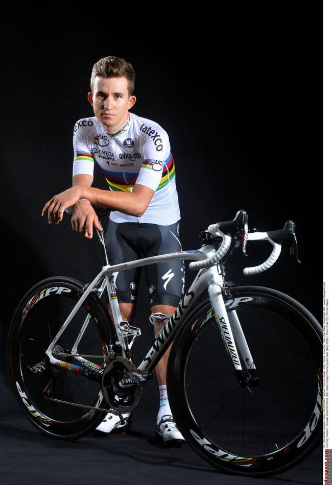 Exclusive: First pictures of Kwiatkowski's world champion bike ...