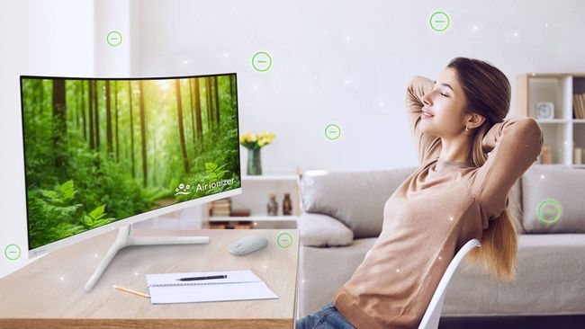 I tried LG's bendable 5K2K OLED gaming monitor and it's officially the ...