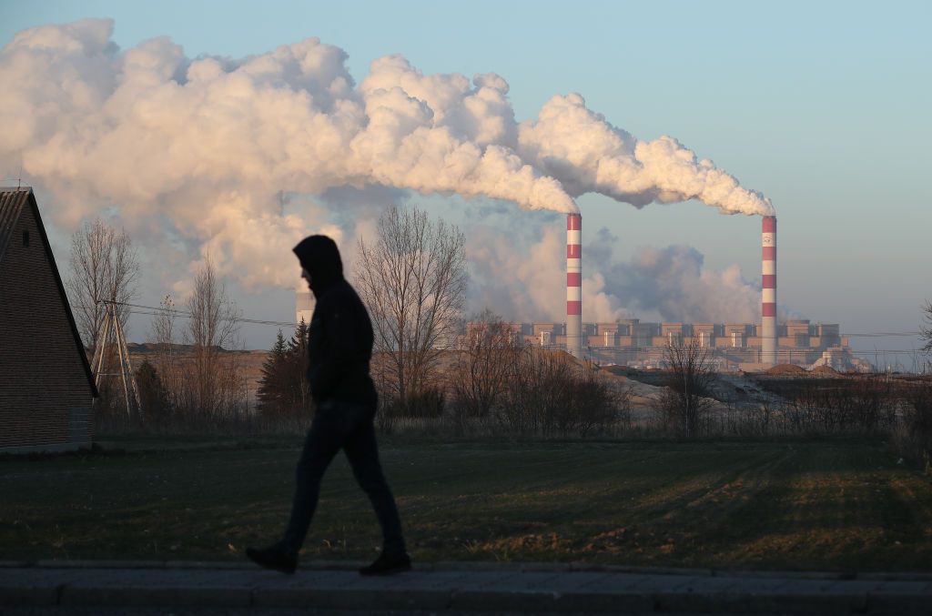 Pollution might make us too stupid to fight pollution, study finds ...