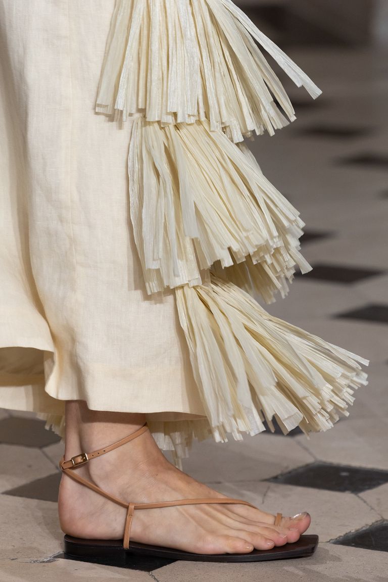 8 Chic Sandal Trends That Will Define Summer 2025 | Who What Wear