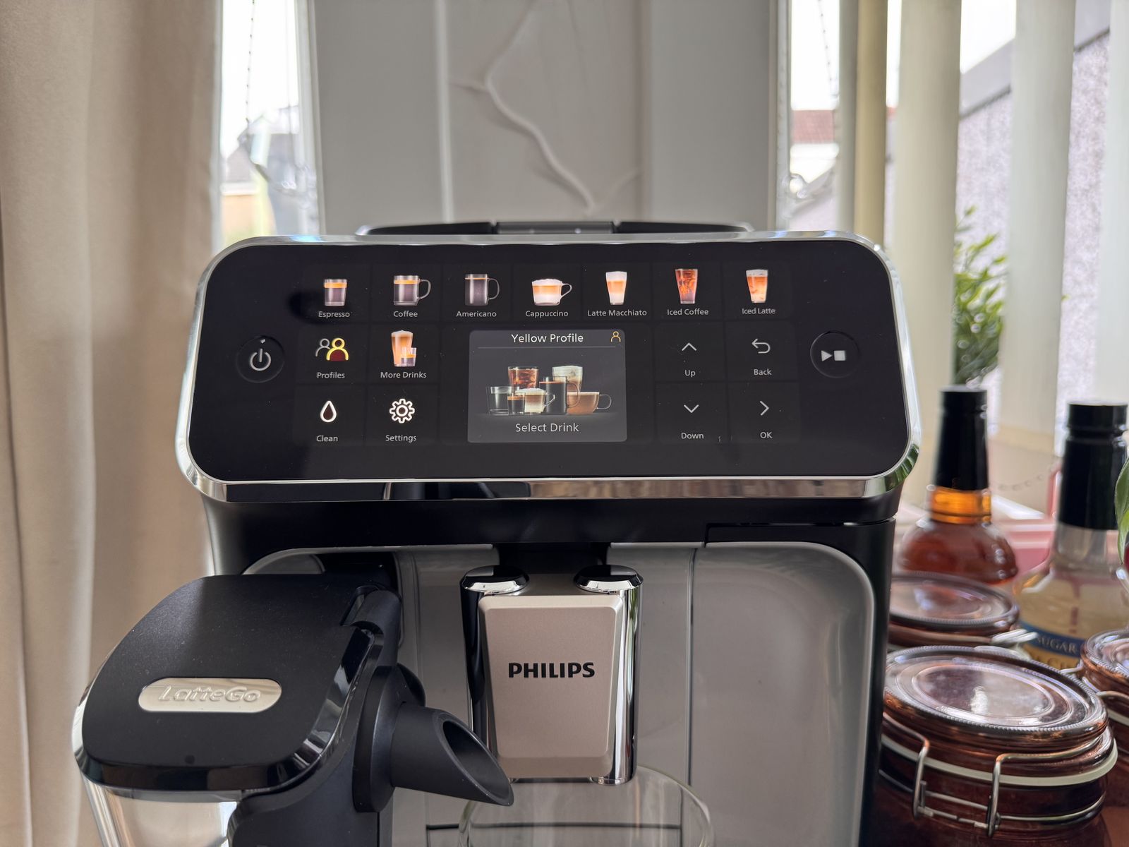 Philips Series 5500 LatteGo EP5546/70 Coffee Machine review: a dream ...