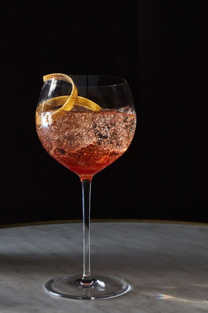 29 Champagne Cocktail Recipes Worth Inviting People Over For | Marie Claire