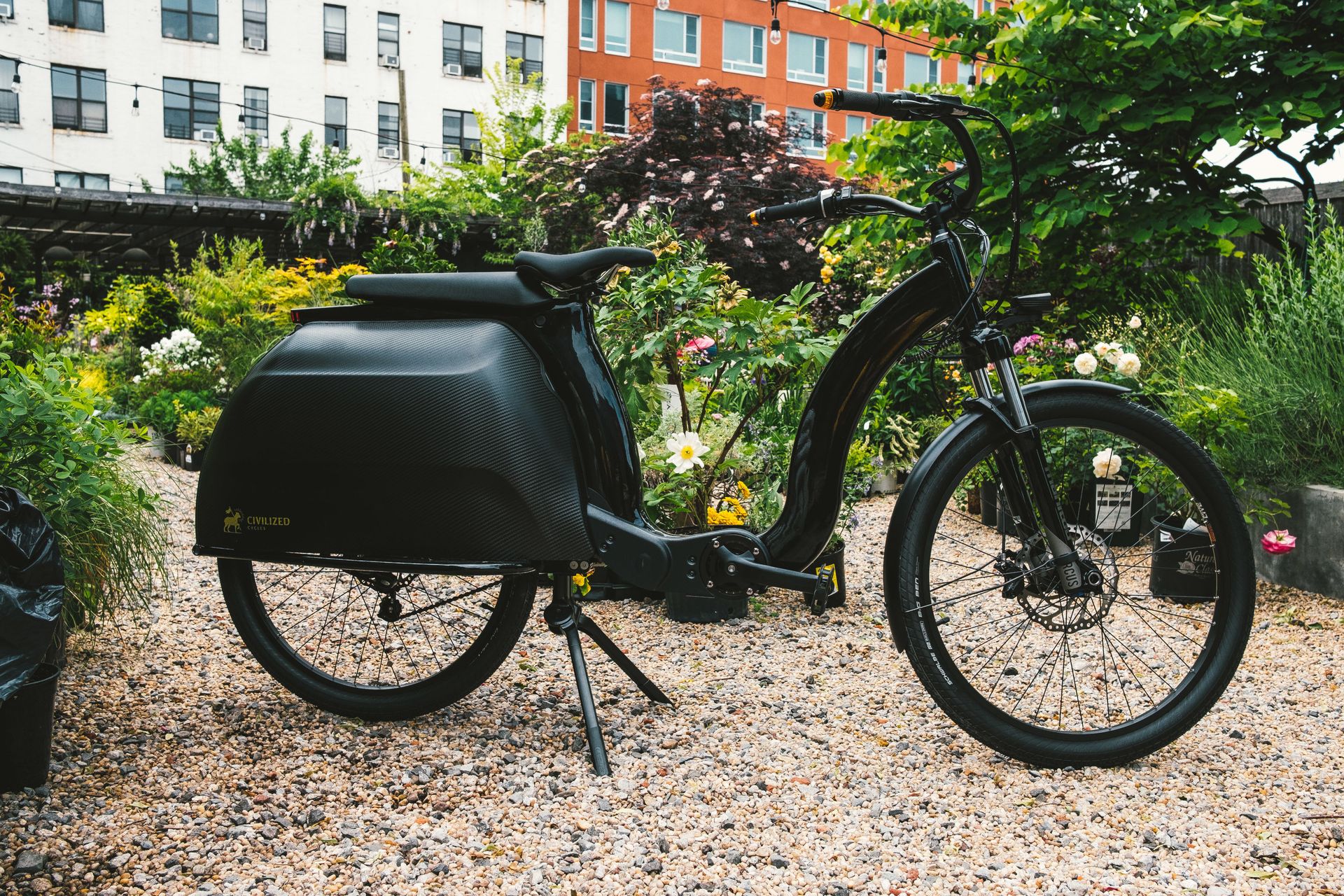 Civilized Cycles Model 1 e-bike: traditional but laden with tech ...