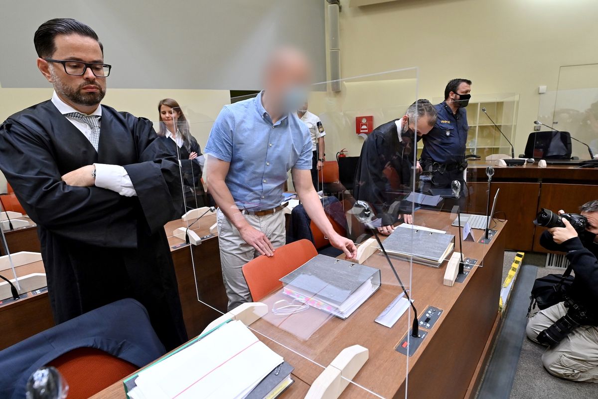 Doctor at centre of Operation Aderlass scandal admits to doping ...