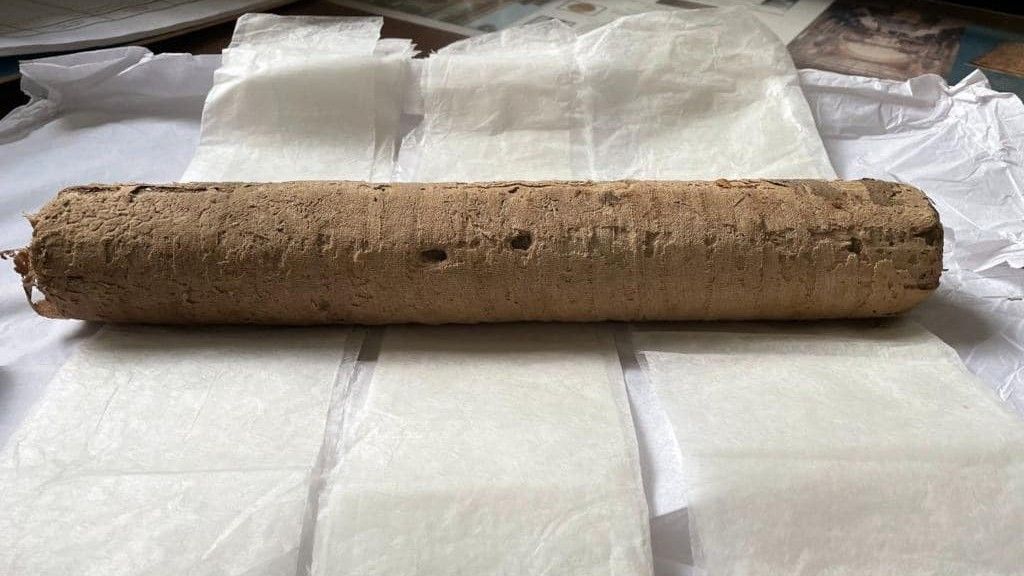 See photos of stunningly preserved 52-foot-long Book of the Dead ...