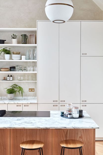 The One Touch Decluttering Rule, Explained | Livingetc