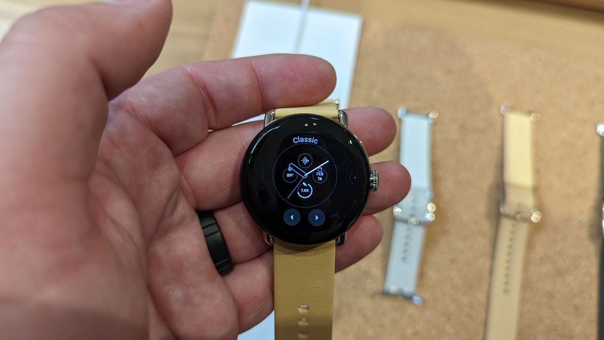 Google Pixel Watch vs. Apple Watch Series 8: Which smartwatch is best ...