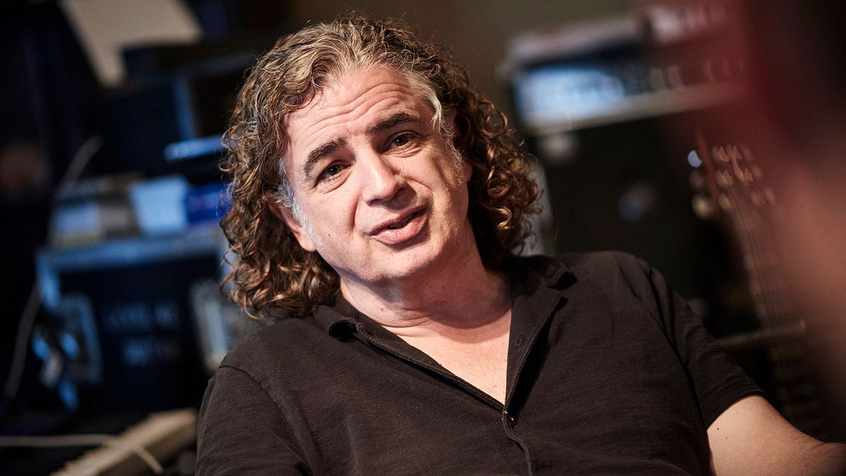 Jakko Jakszyk talks King Crimson, Radical Action and Fripp throwdowns ...