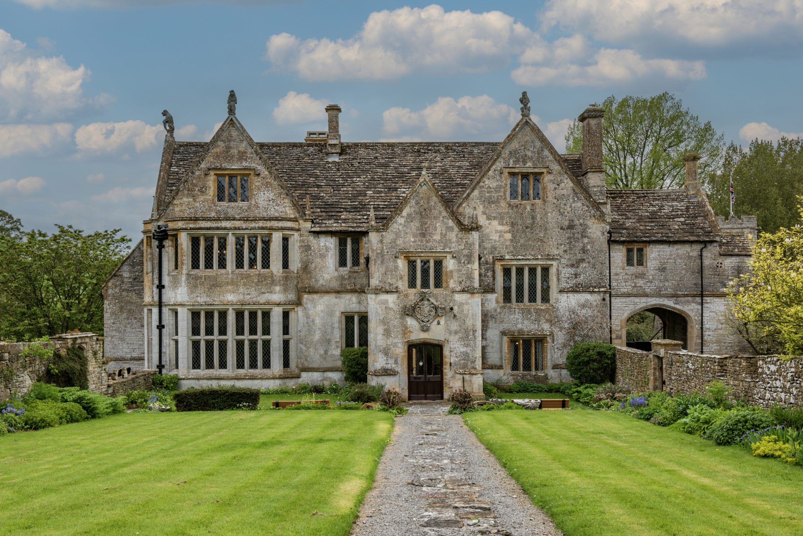 An incredible Dorset manor house that's up for sale for the first time ...
