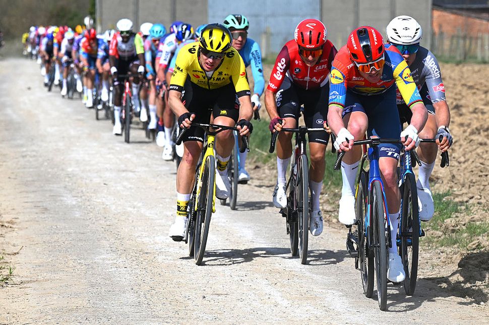 Bad luck continues for Visma-Lease a Bike at Gent-Wevelgem as Kooij fractures collarbone in ...